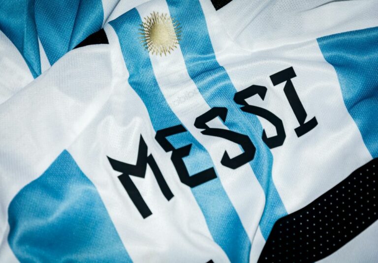Lionel Messi Vermögen: Gehalt & Karriere